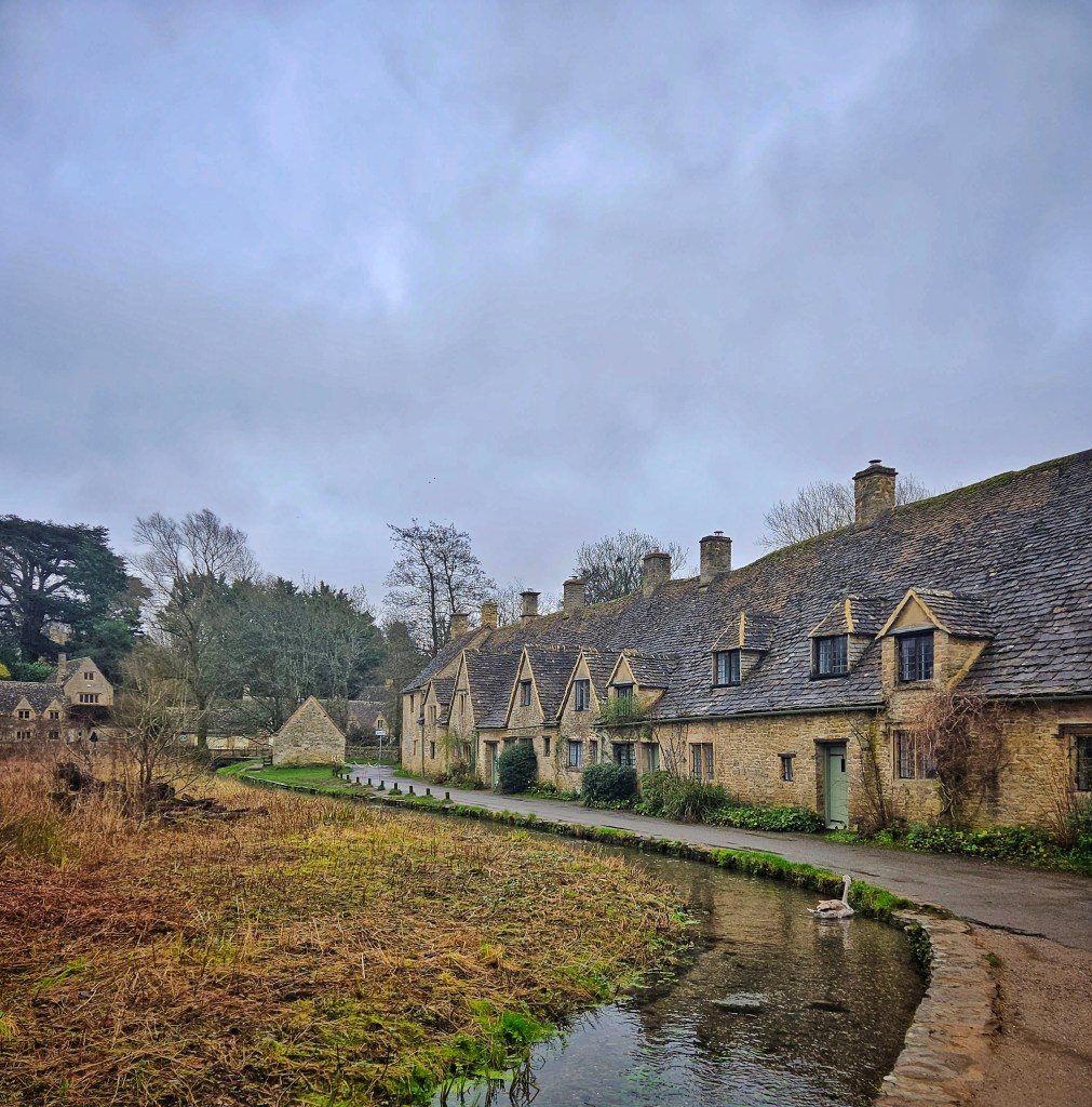 Lower and Upper Slaughter Circular Walk – Cotswold Little Explorers