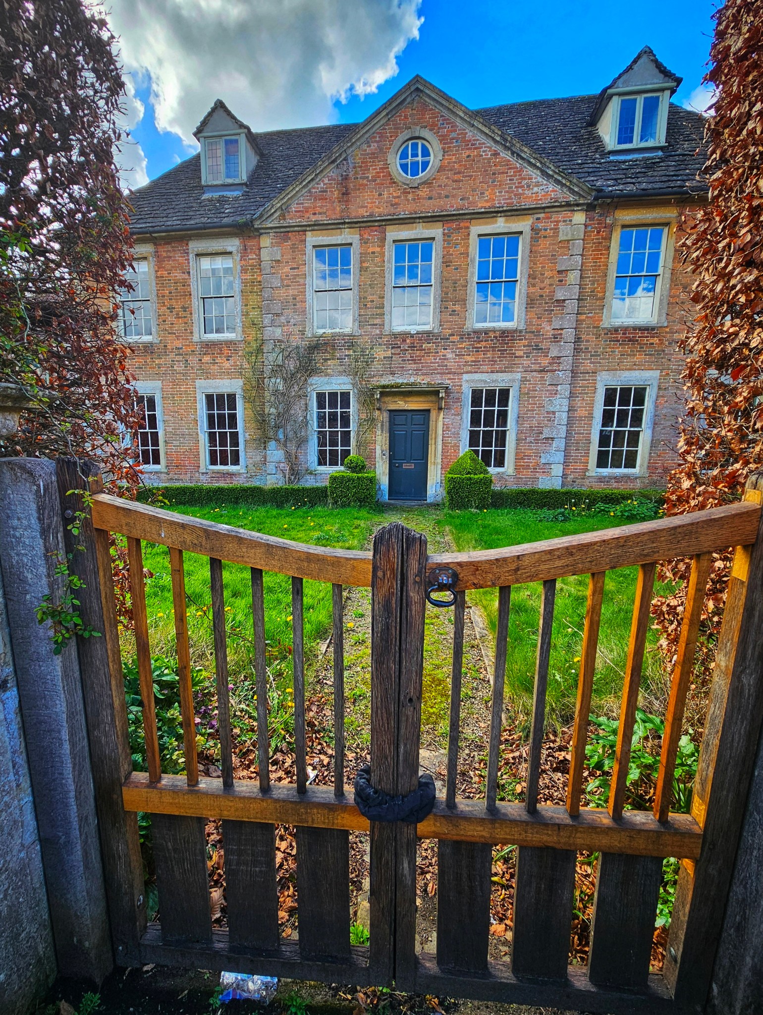 Lacock Village Guide – Cotswold Little Explorers